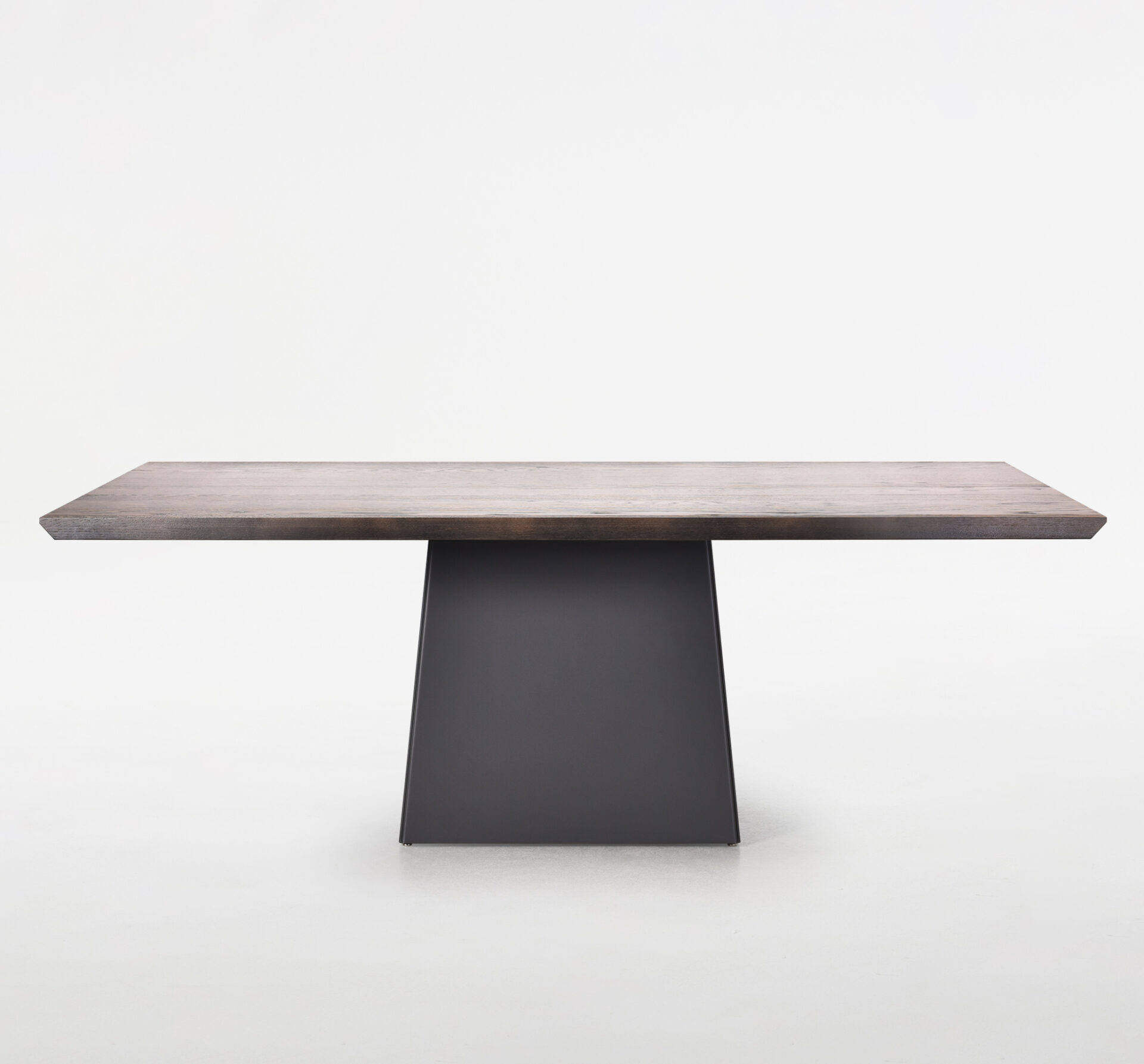 Tables Sculpture - Trica