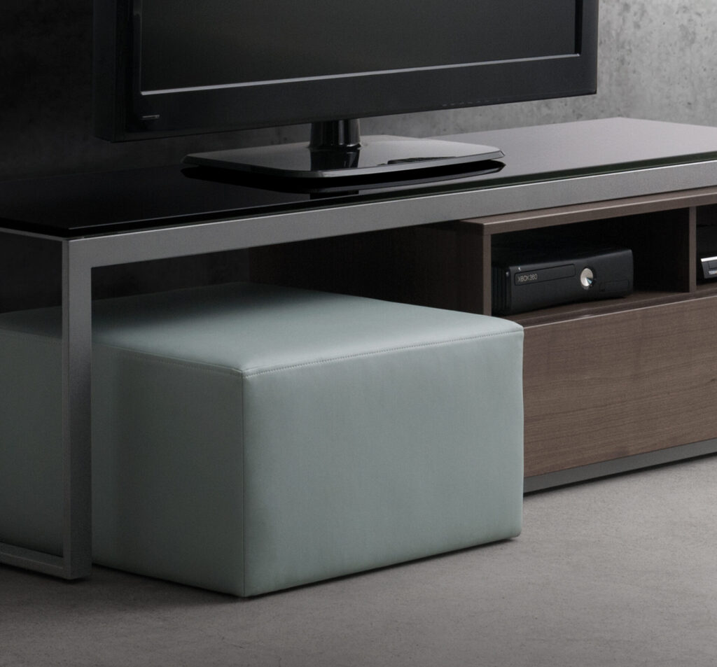 Discover our extensive range of Media Console - Trica